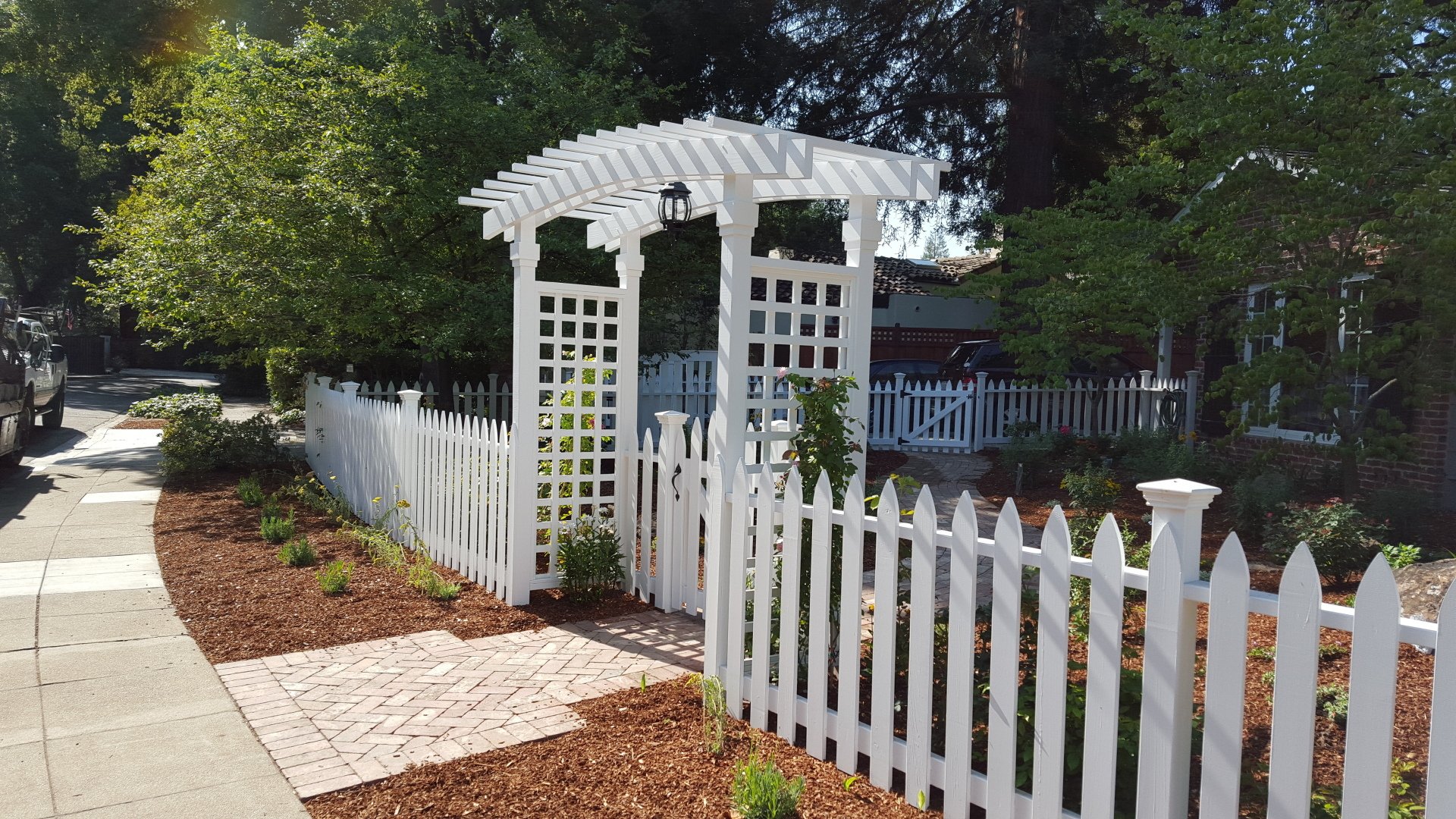 Picket Fence Installation | All Fence Company