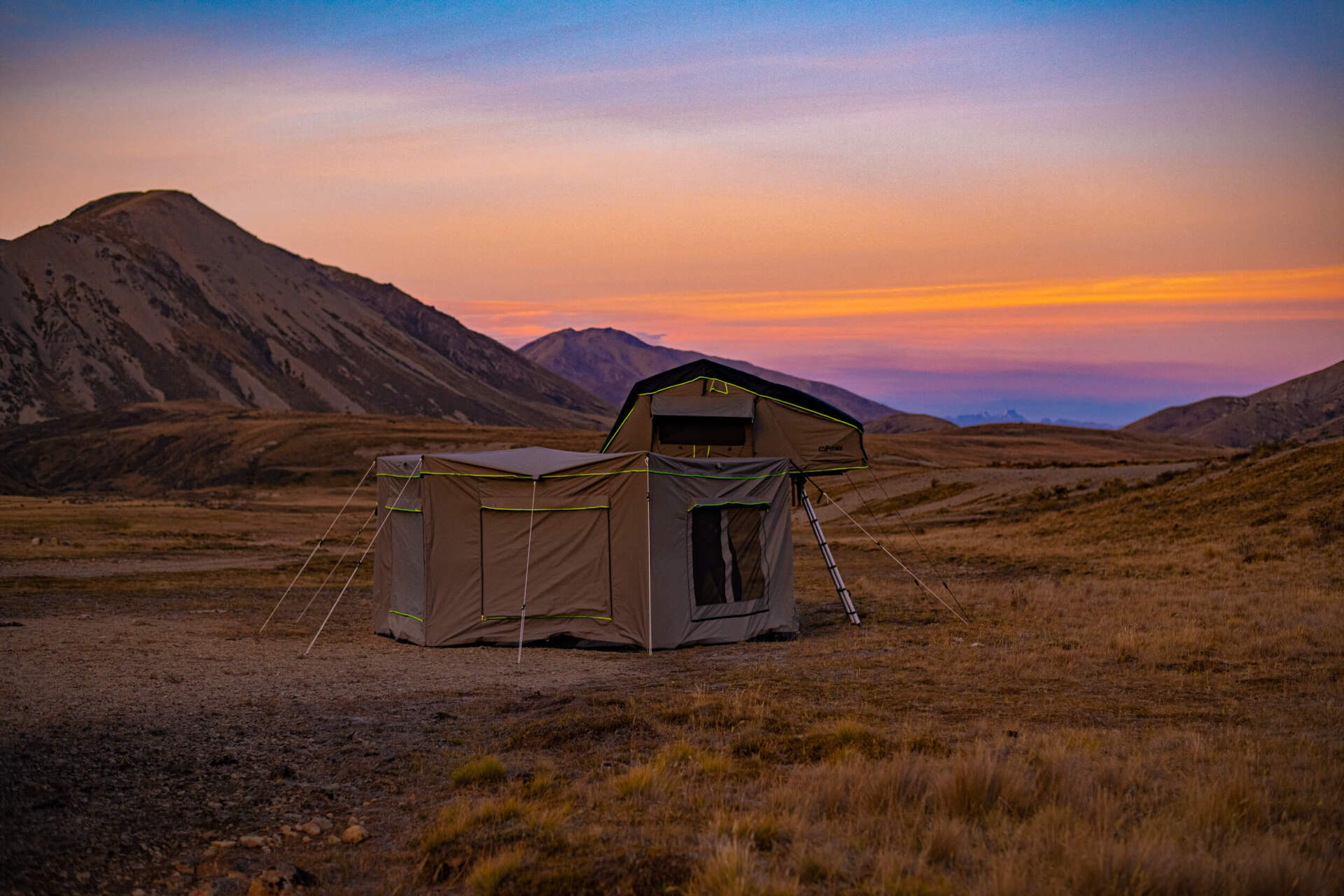 Roof Top Tents for sale in New Zealand | Car & Vehicle Tent Top