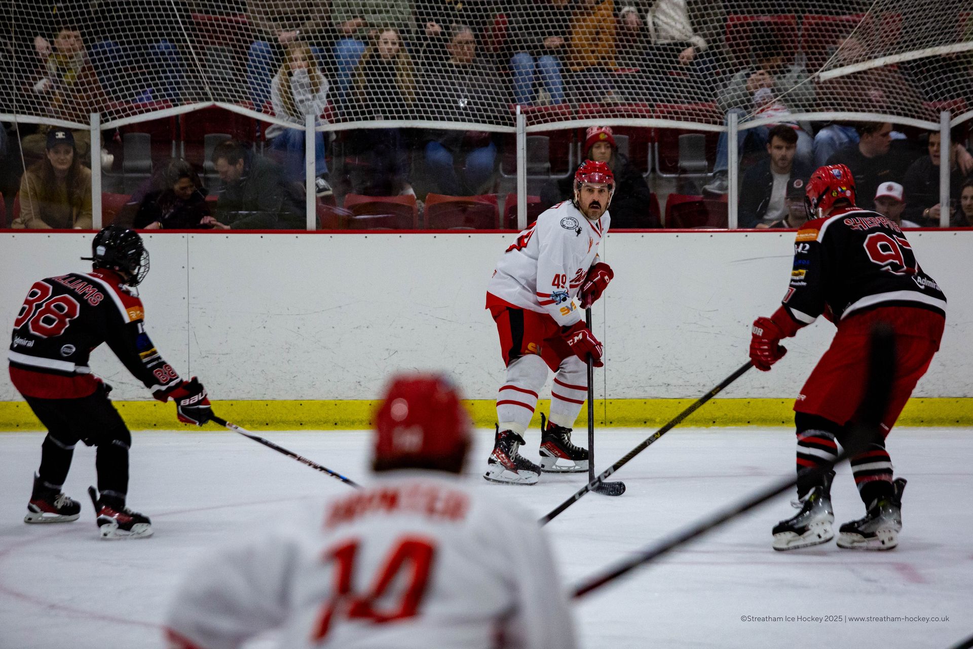 London Streatham Ice Hockey (The RedHawks)