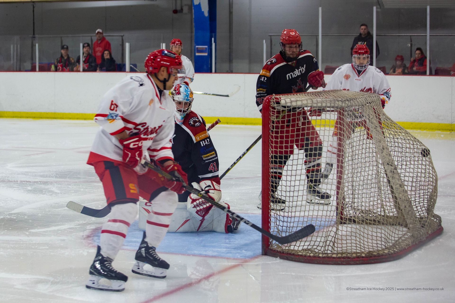 London Streatham Ice Hockey (The RedHawks)