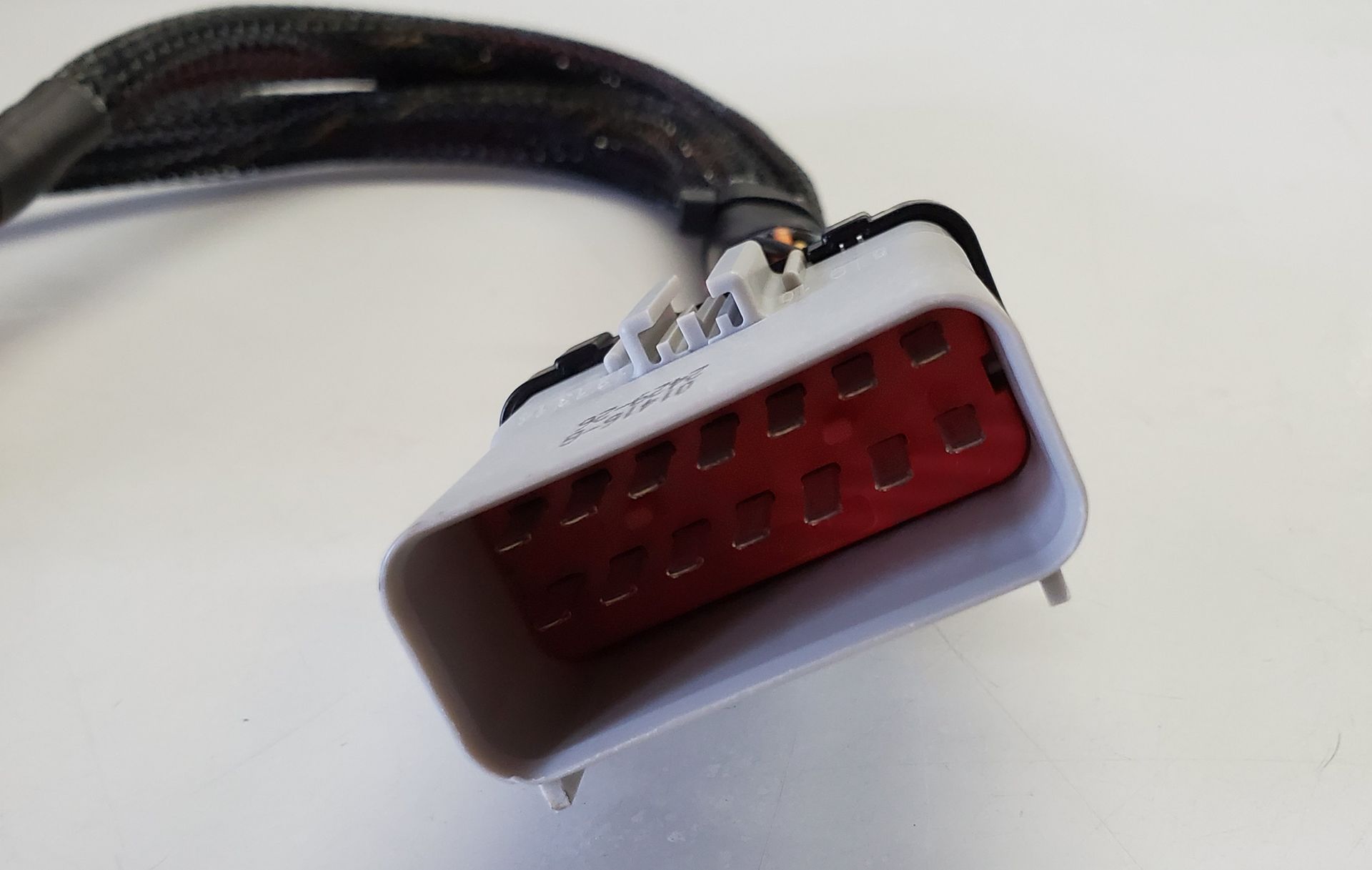 14-pin ECM Connector | AVR GLOBAL TECHNOLOGIES | San Marcos, CA