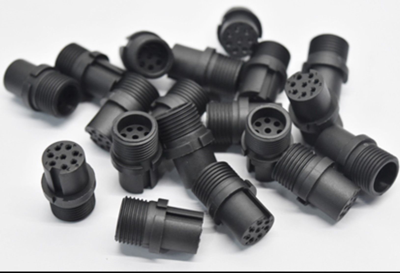 M-Series Connectors & Cables