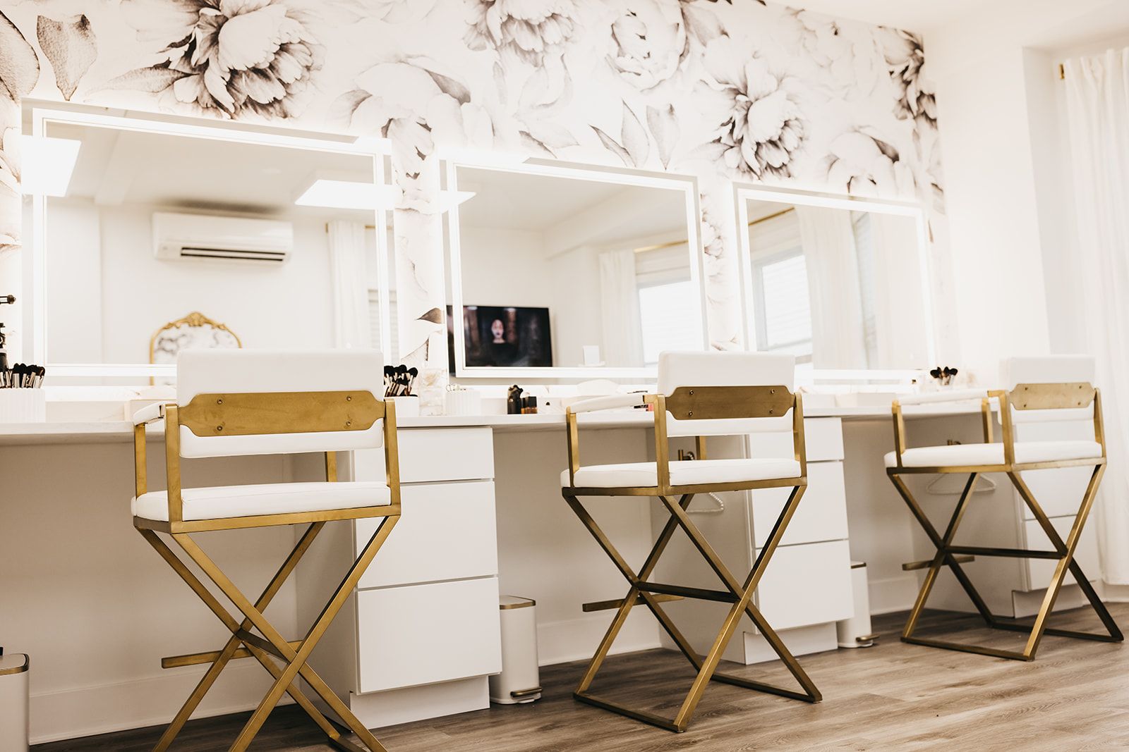 Home | West Reading PA | MIX & Makeup