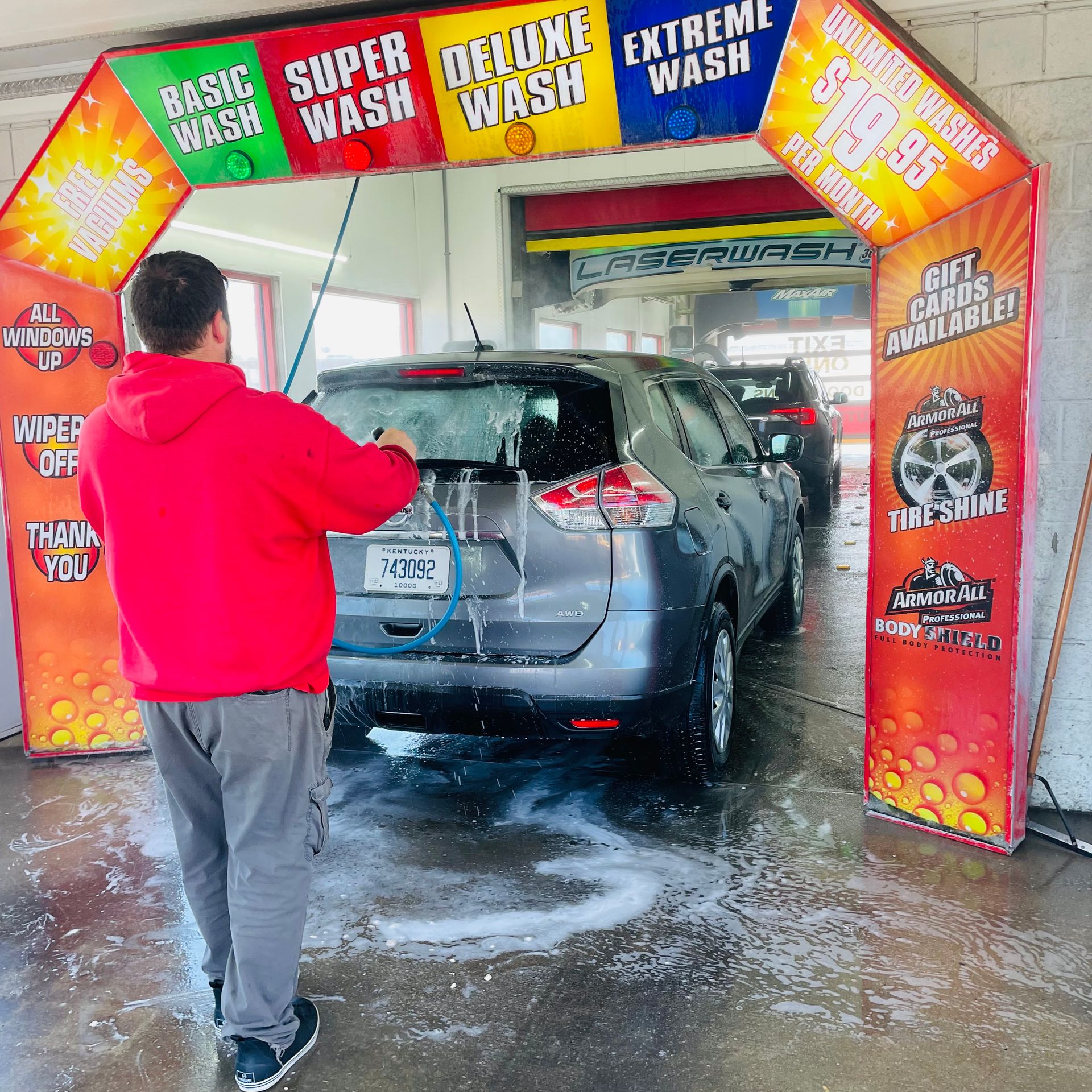 Expressway Car Wash - Southside Location