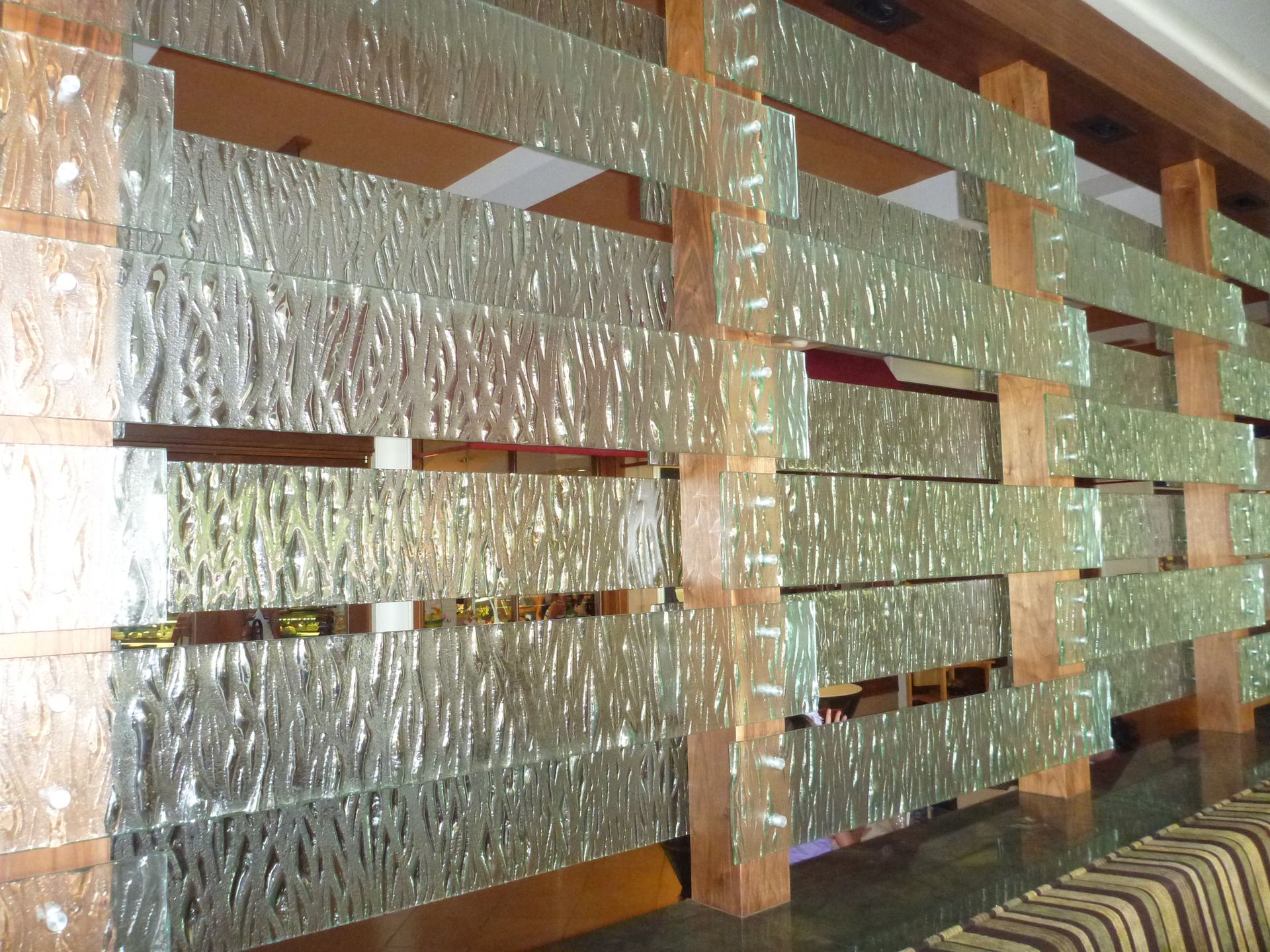 What is Cast Glass? | Architectural Glass | TCG Glass