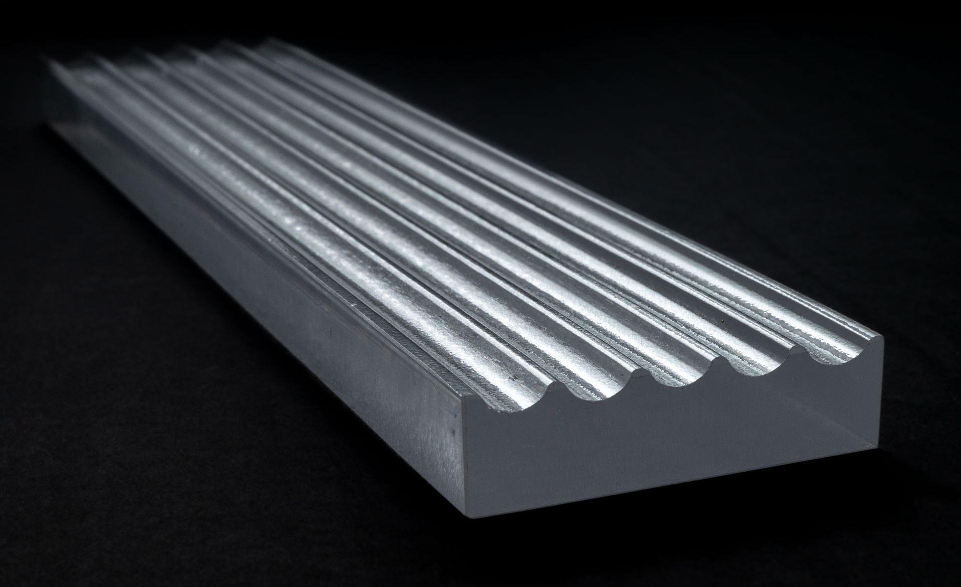 Cast Glass Mouldings | Glass Molding | TCG Glass