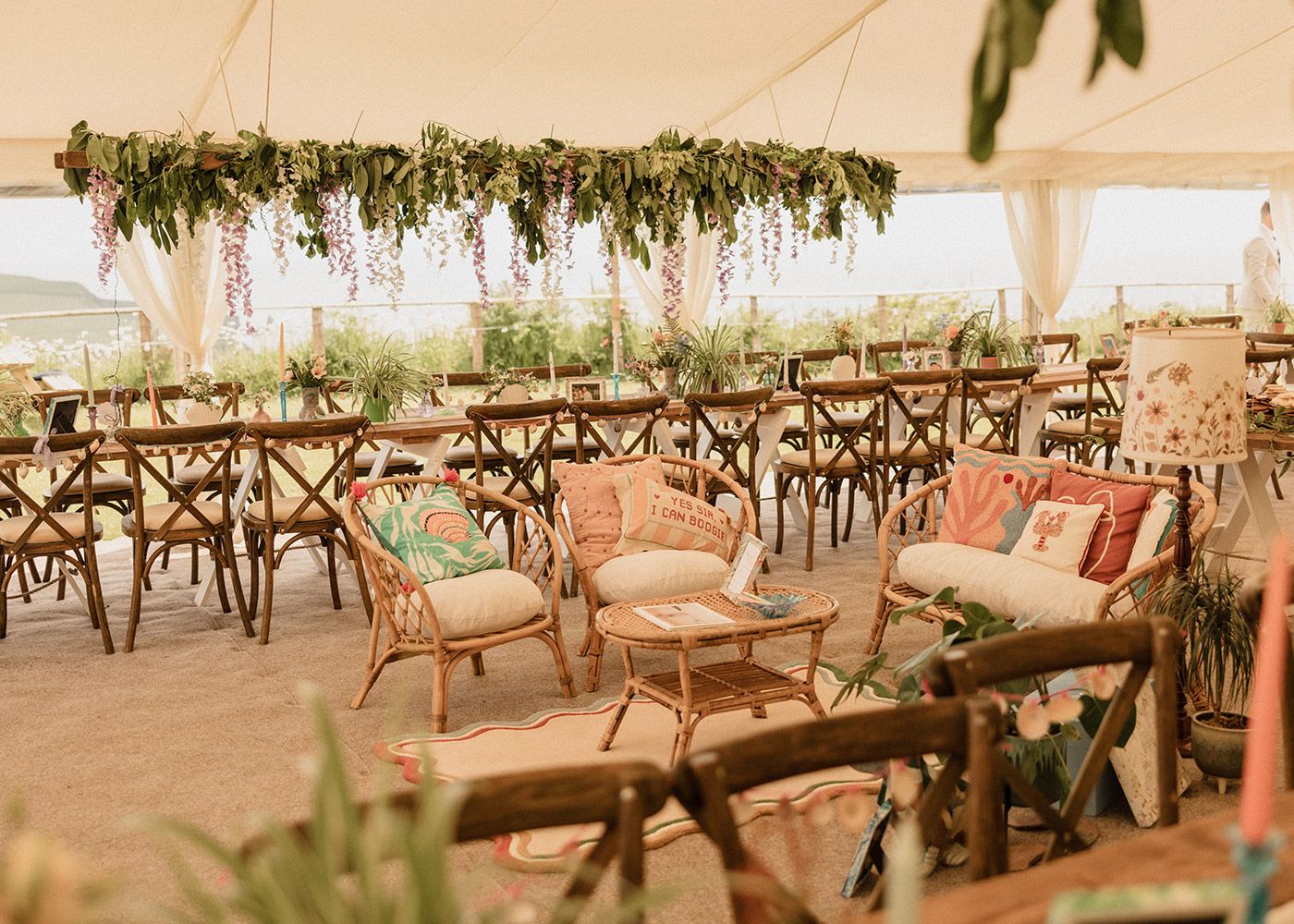 Decorating Your Wedding Marquee – Tips and Ideas