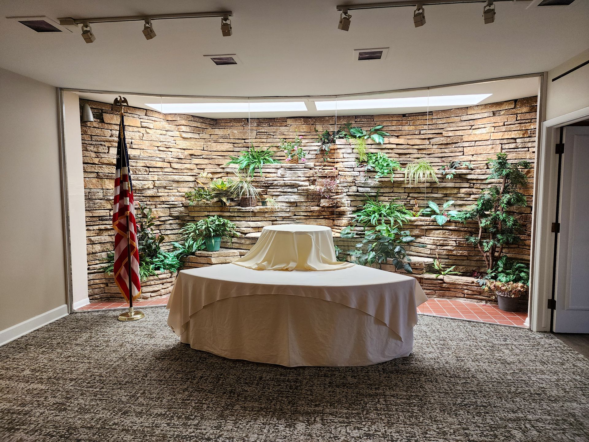 Funeral Home in East Madison, WI | 3325 E Washington Ave, Madison, WI 53704