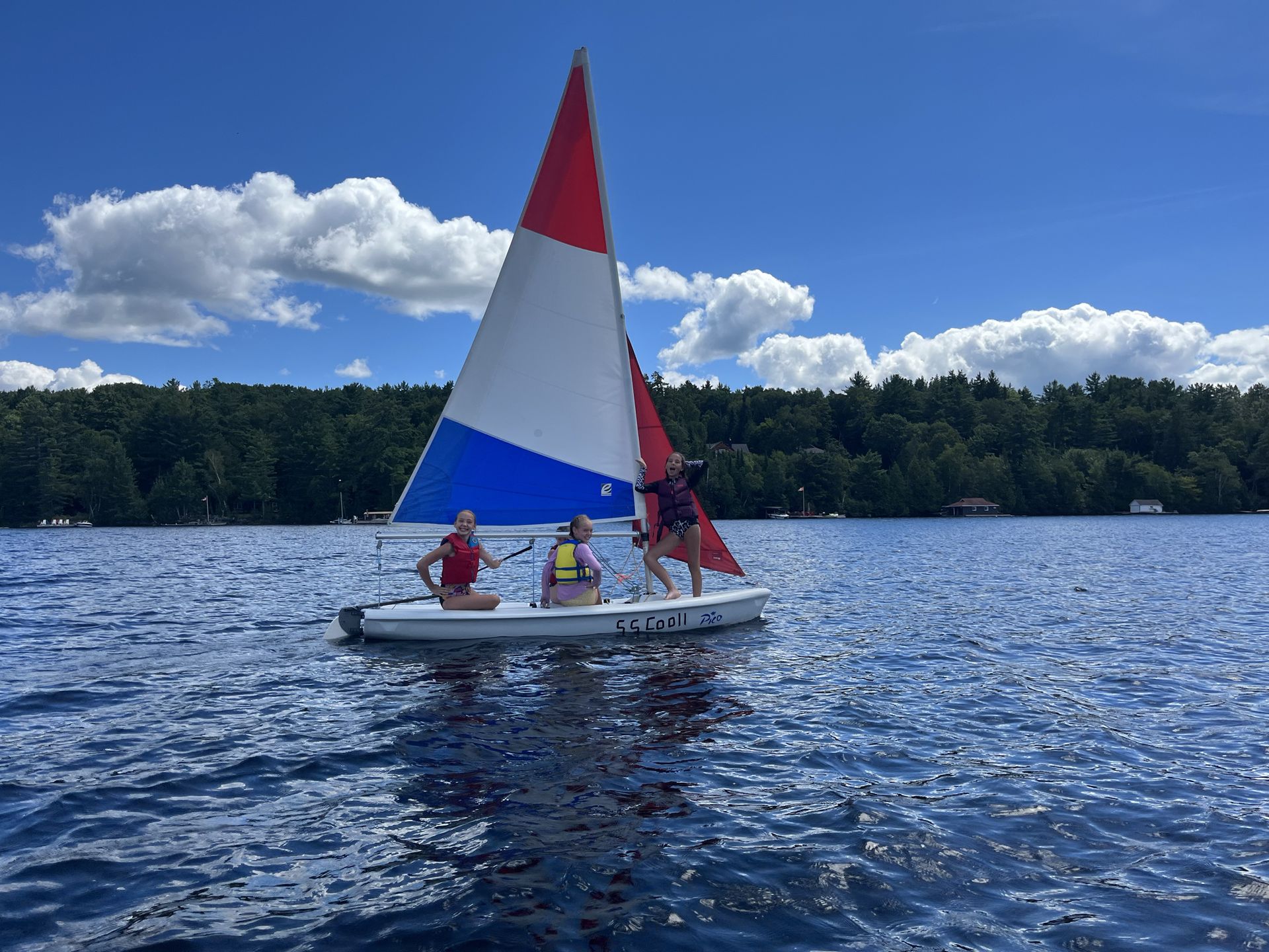 Lake of Bays Sailing Club | Junior Sailing Program
