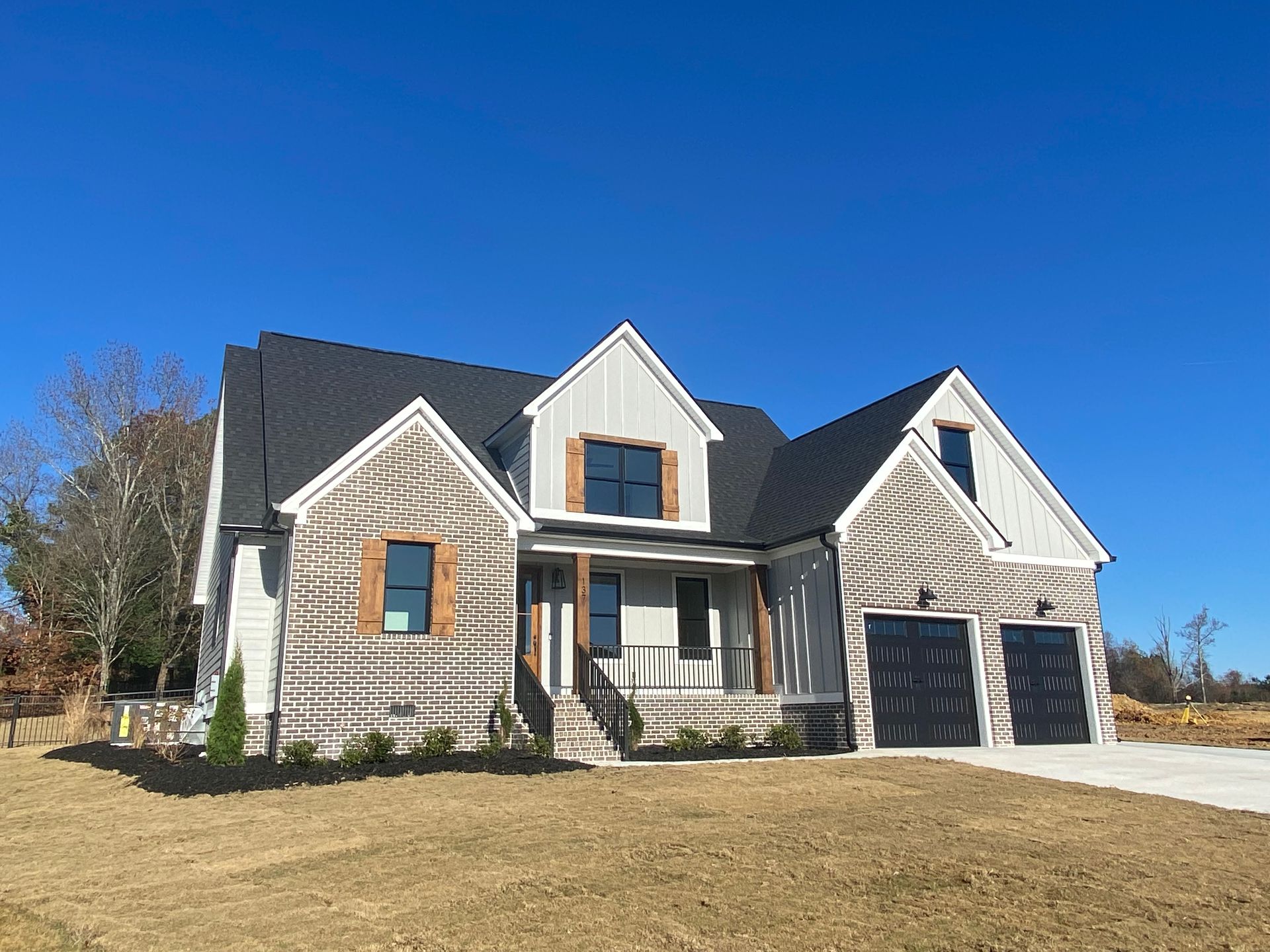 About Queen Construction | Custom Home Builder