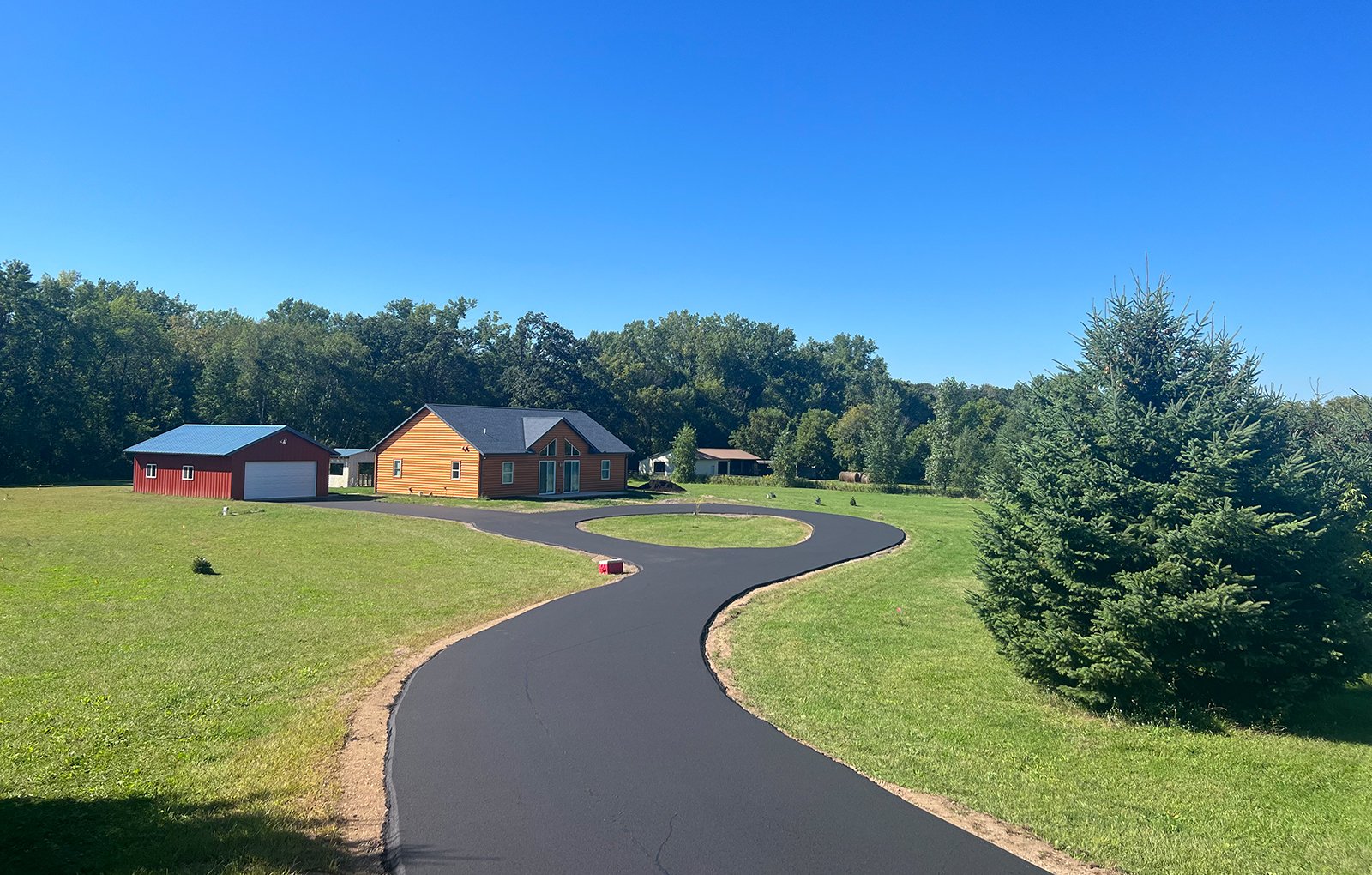 Asphalt & Concrete Sealcoating in Twin Cities, MN | A+ Sealcoating