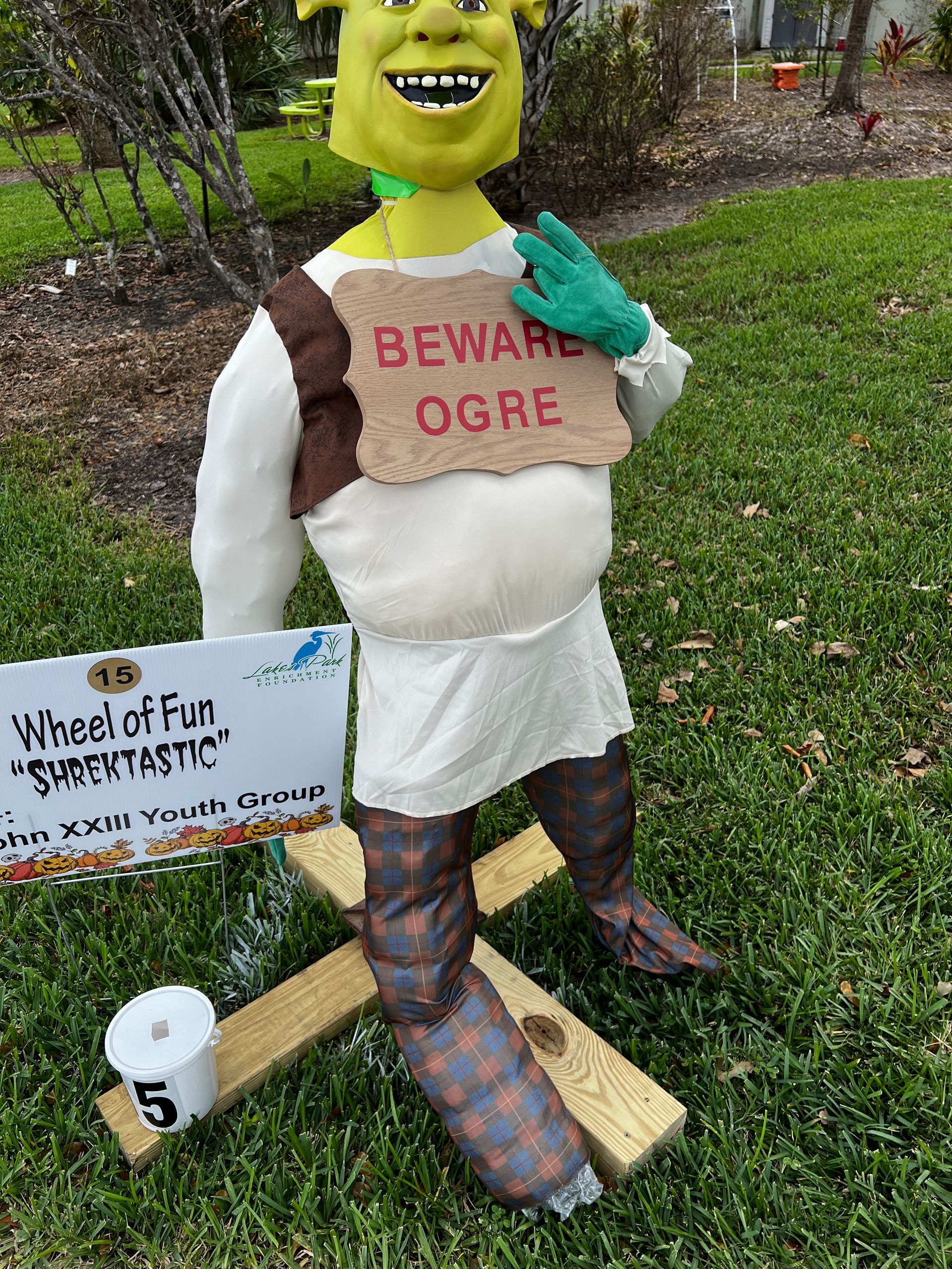Scarecrows in the Park 2024 | Lakes Park