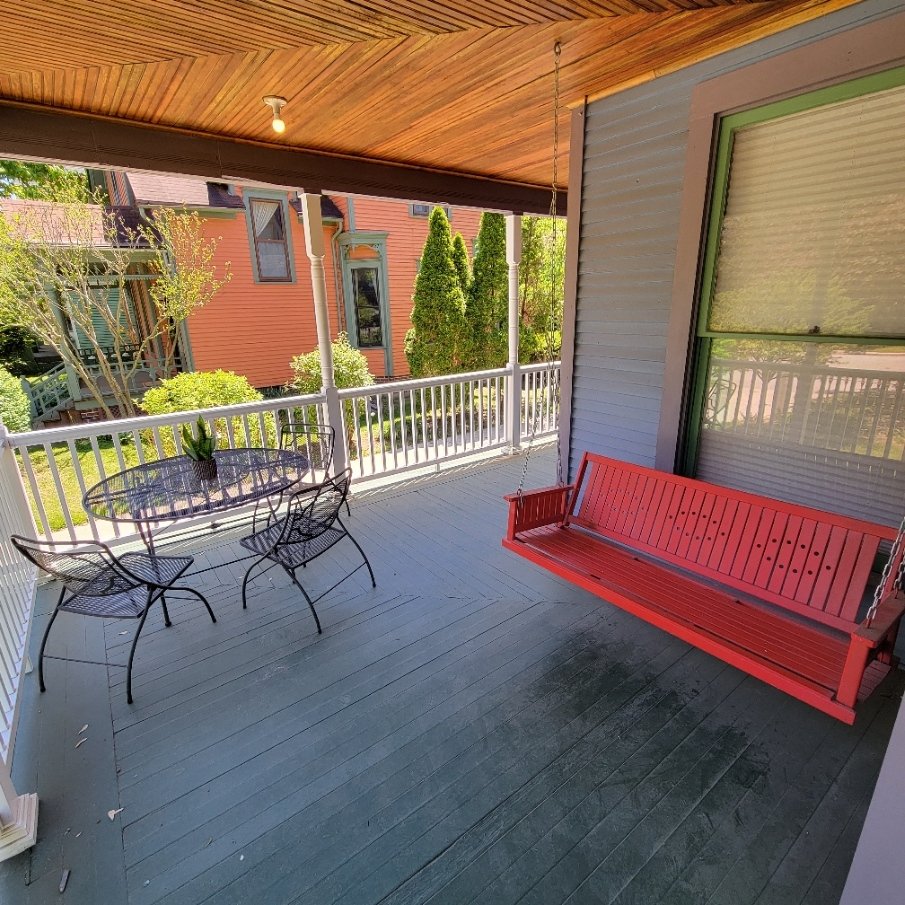 Art & Lodging | Guest House | South Bend, IN.