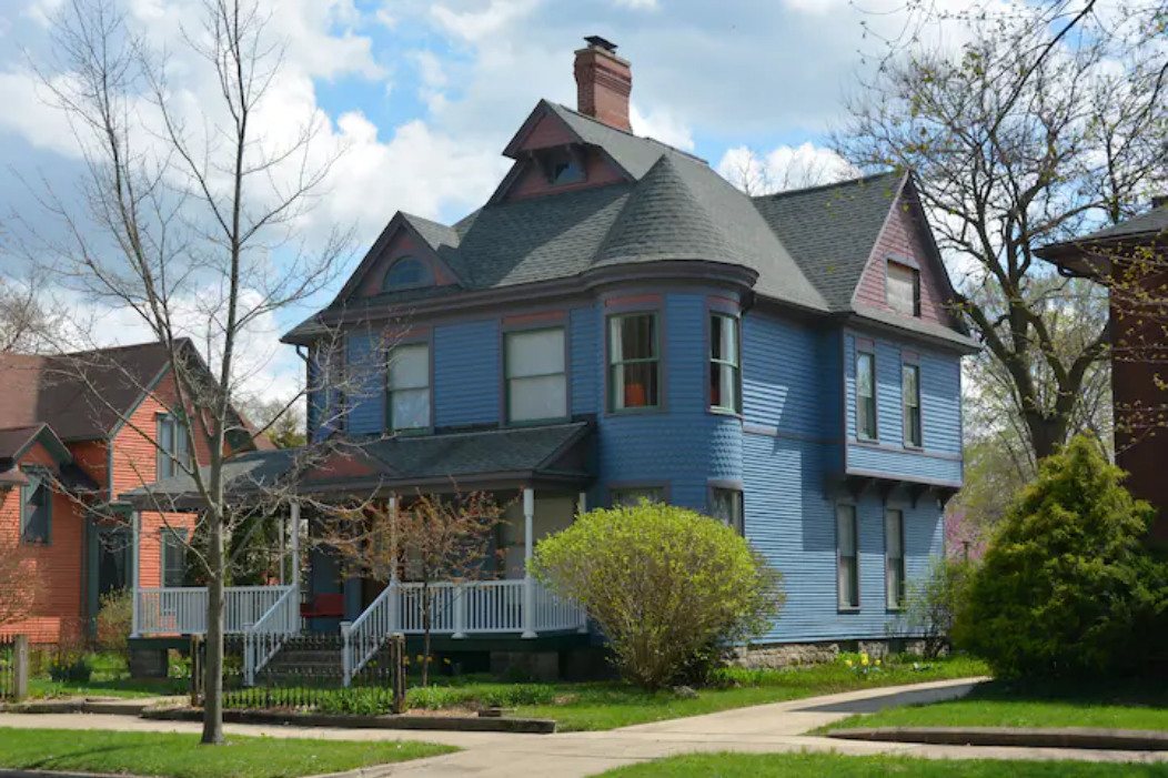 Art & Lodging | Guest House | South Bend, IN.