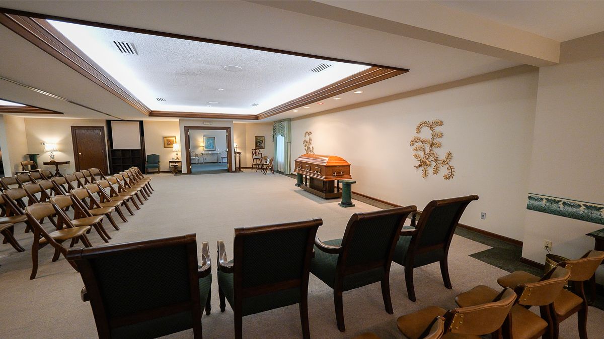 Brown-Butz-Diedring Chapel| Bozell Funeral Homes