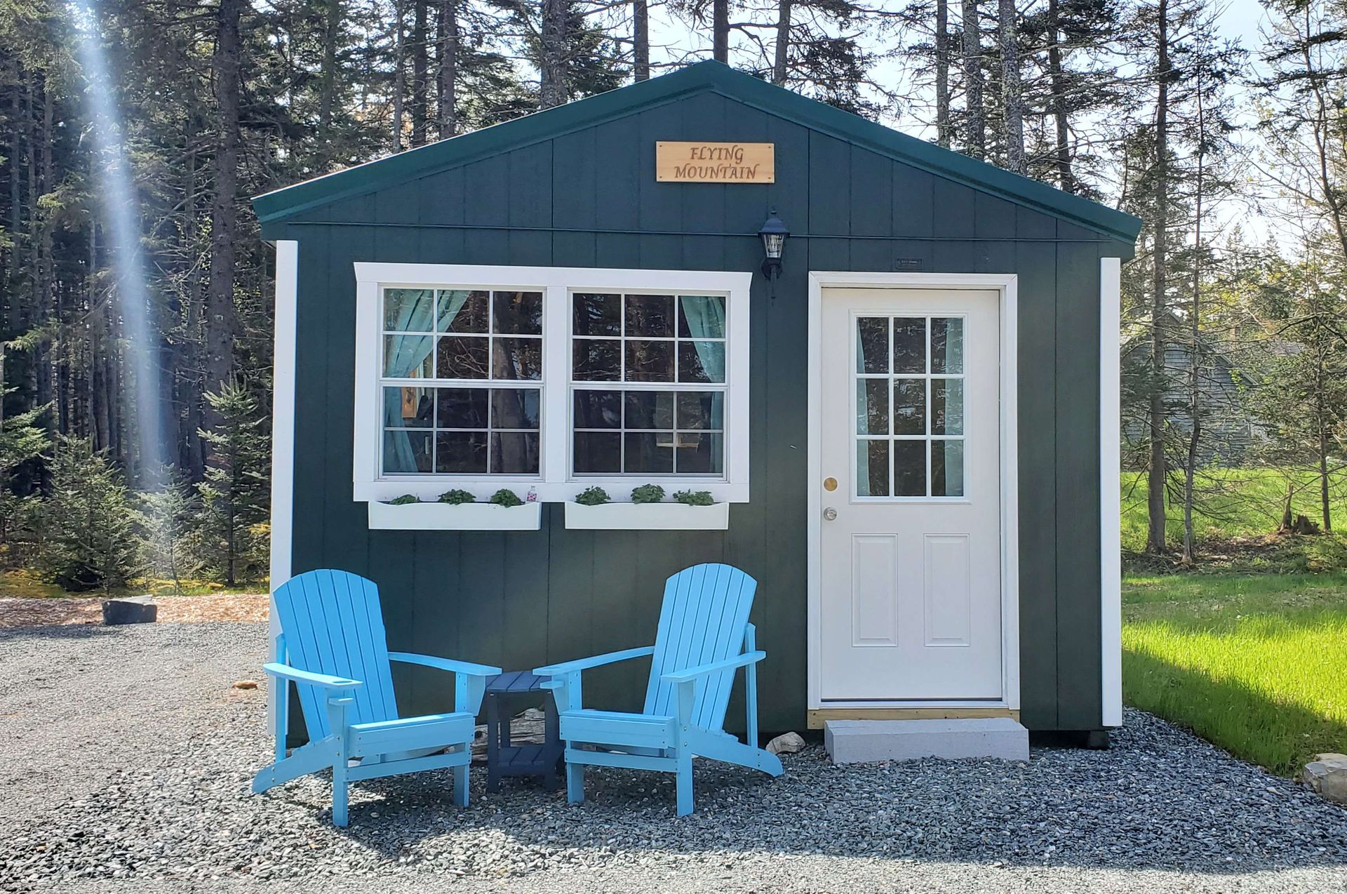 Lighthouse Cabins | Cabins