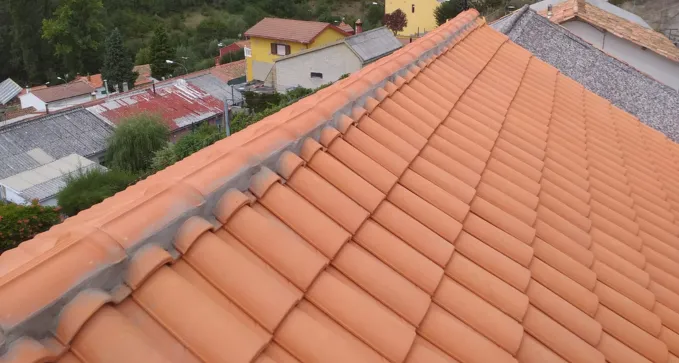 Paso a Paso: Arreglo de Goteras en Tejados