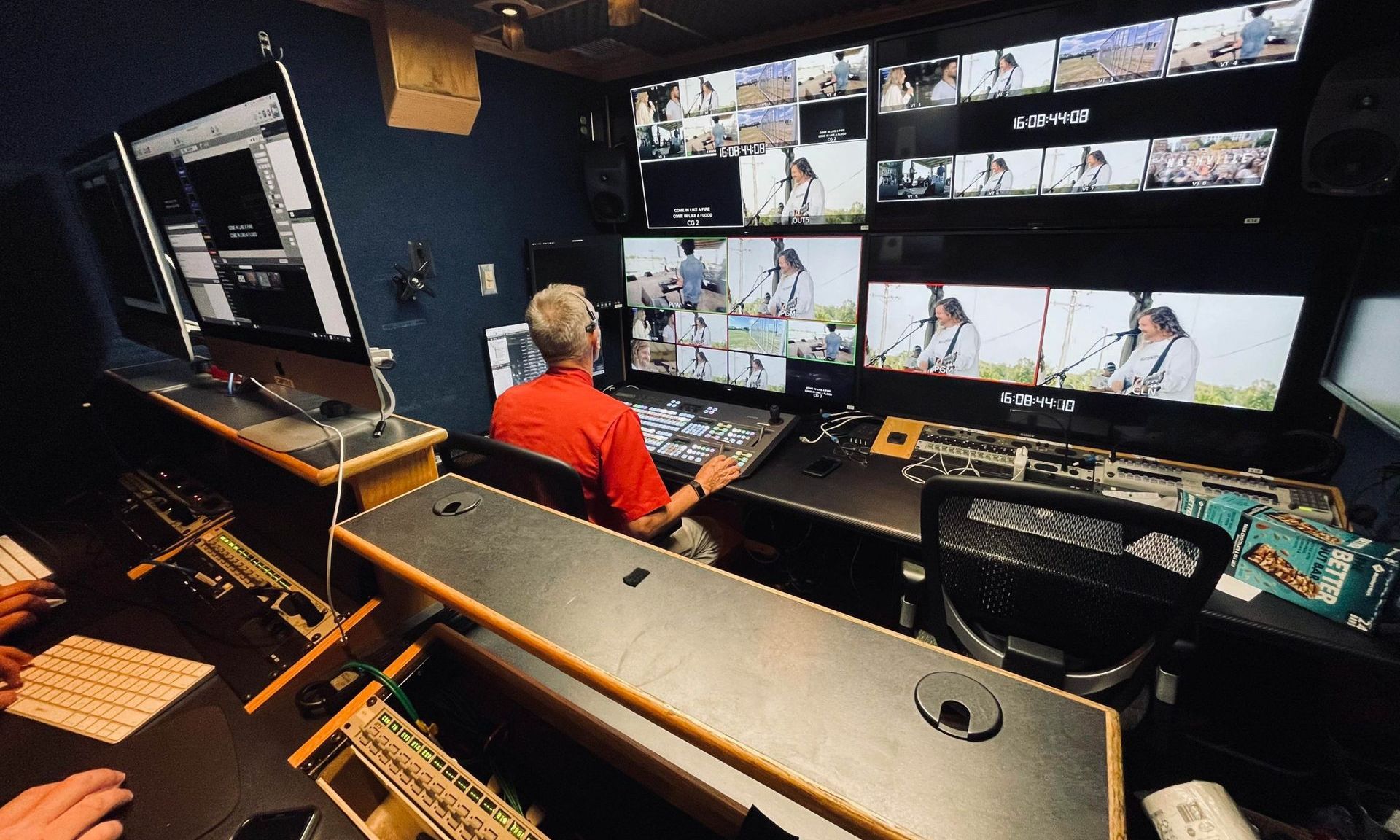 Events Home - FOH Events I Audio/Visual, Lighting, Staging ...