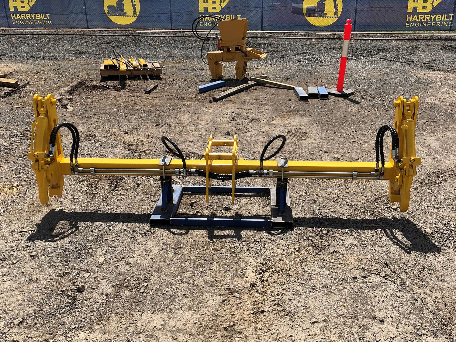 Light Weight Rail Grab