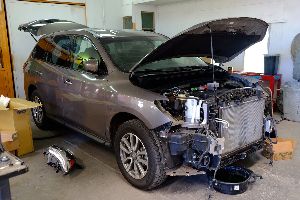 4 Signs Your Car's Frame Is Bent