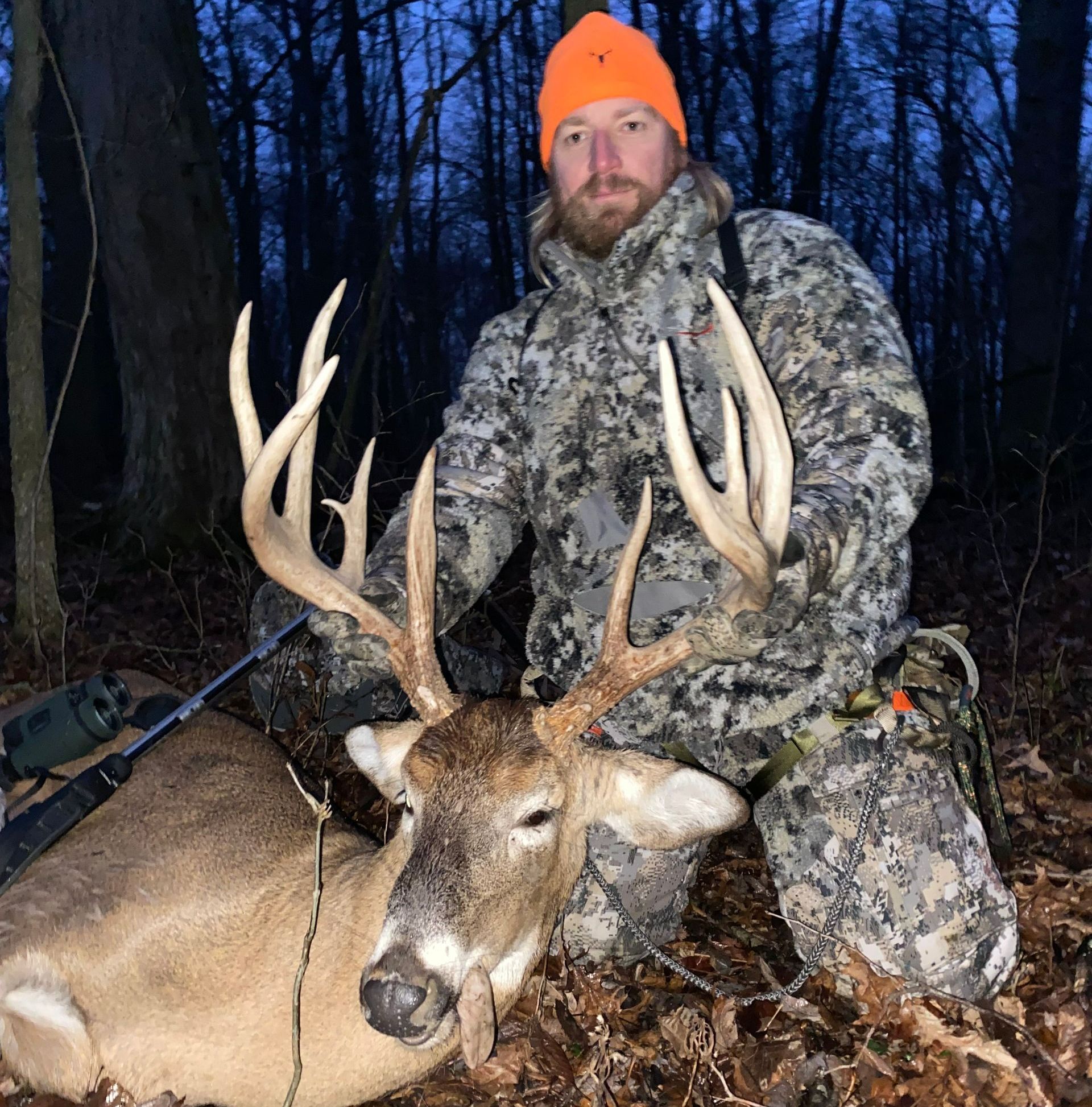 Giant Whitetail Deer Hunting Guide | Outfitter