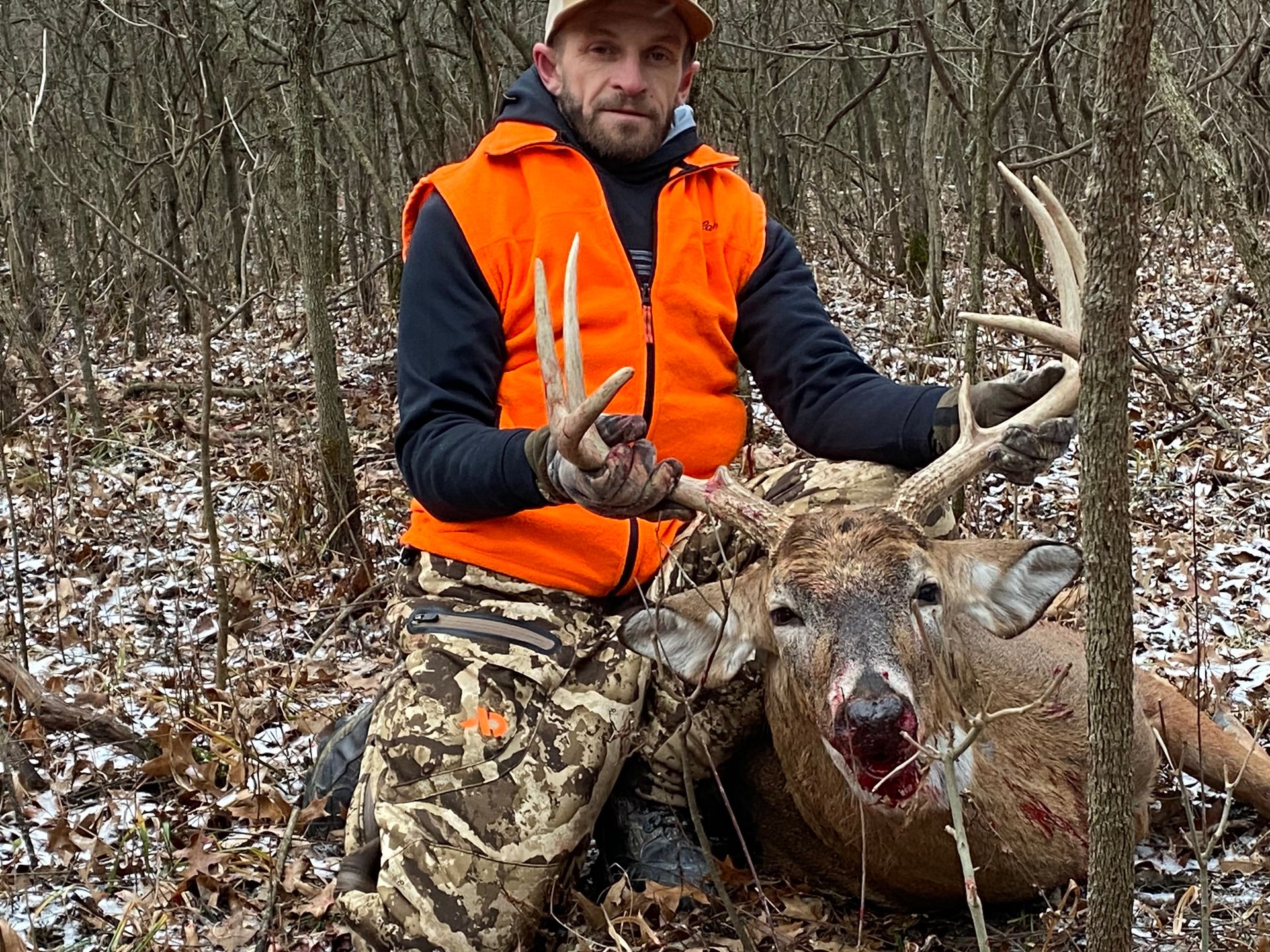 Ohio Whitetail Hunts | Sugar Creek Outfitters