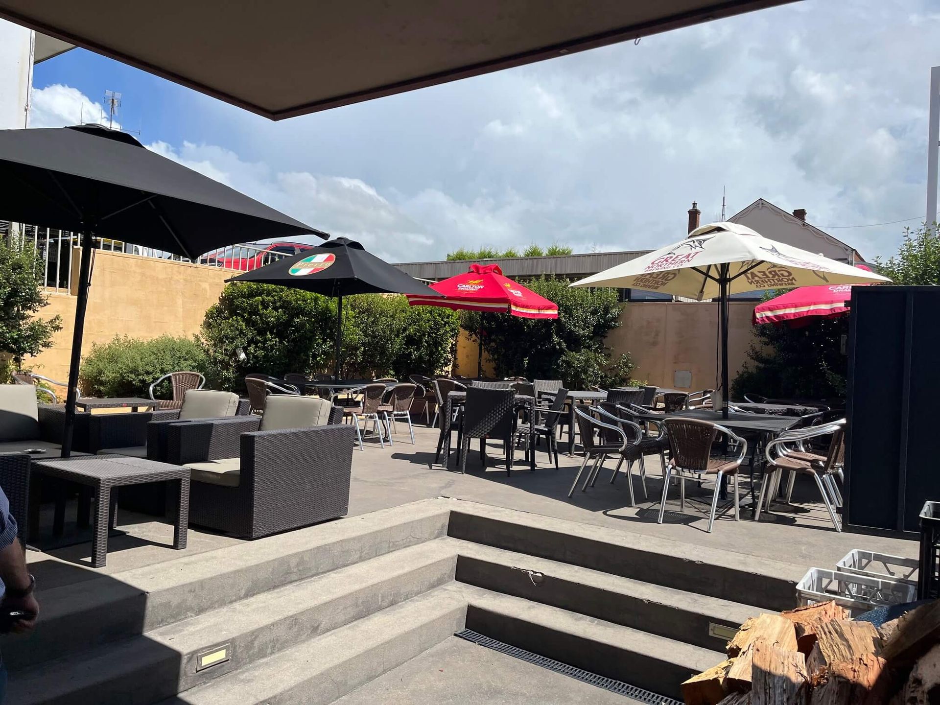 Central Crookwell Hotel for Your Next Getaway in NSW