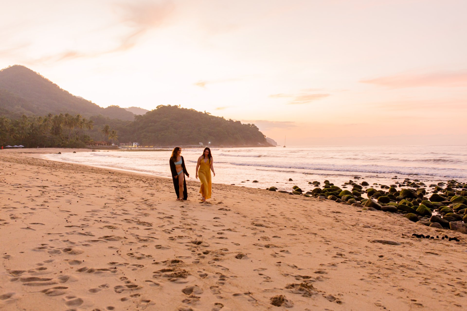 AMACA Beach Hotel Quimixto : Rodéate del Mar y Tranquilidad