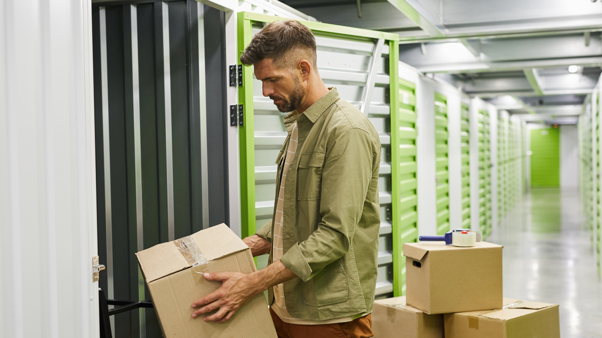 Long-Term Storage Tips for Seasonal Clothing and Decorations