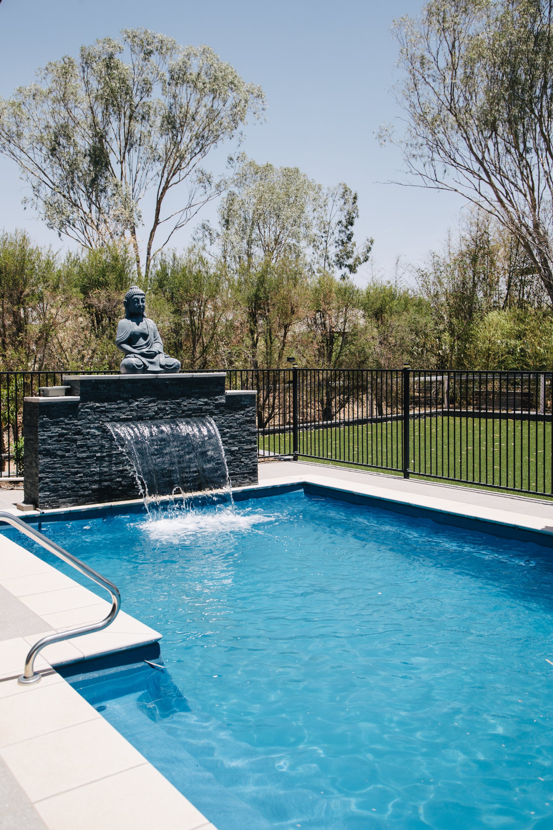 JUBRI'S HIDEAWAY | CORPORATE