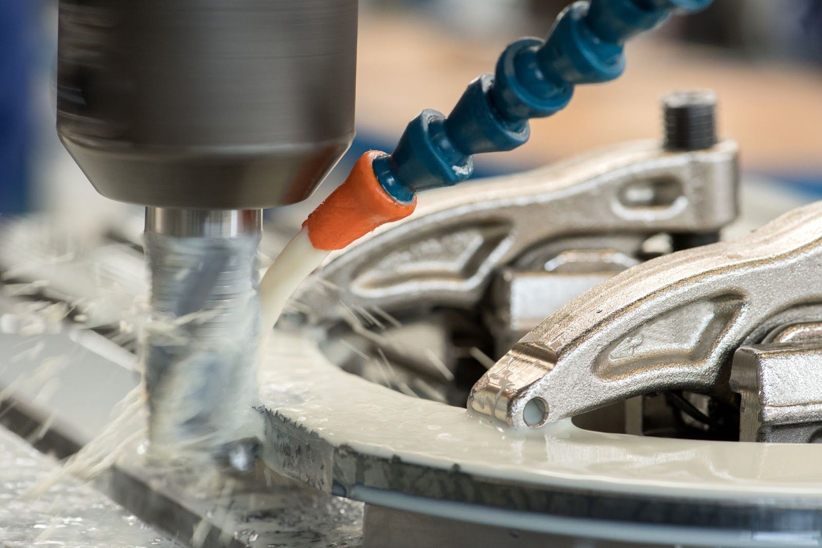 What Are Metalworking Fluids And Their Main Functions?