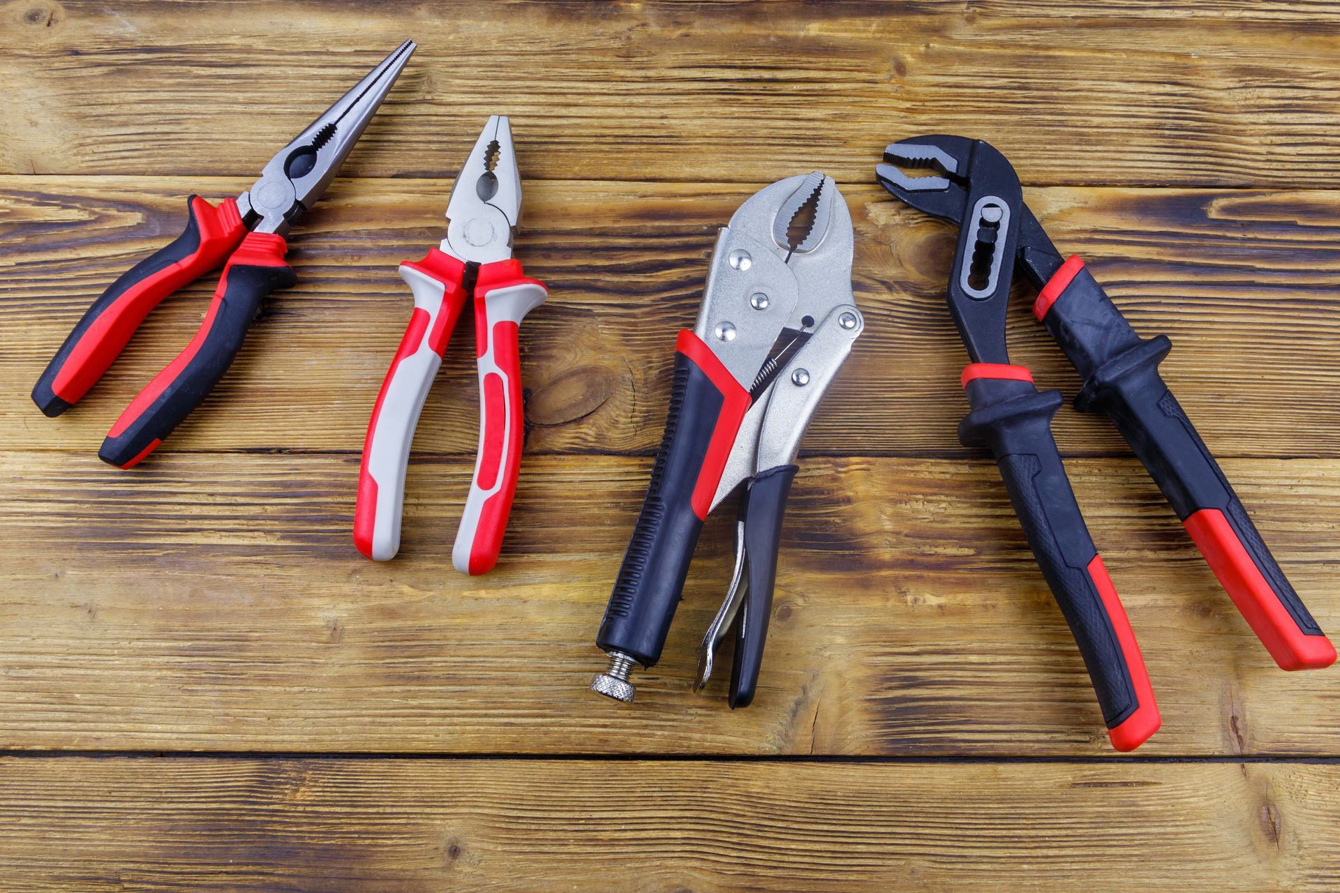 10 Common Tools To Have In Your Home Toolbox