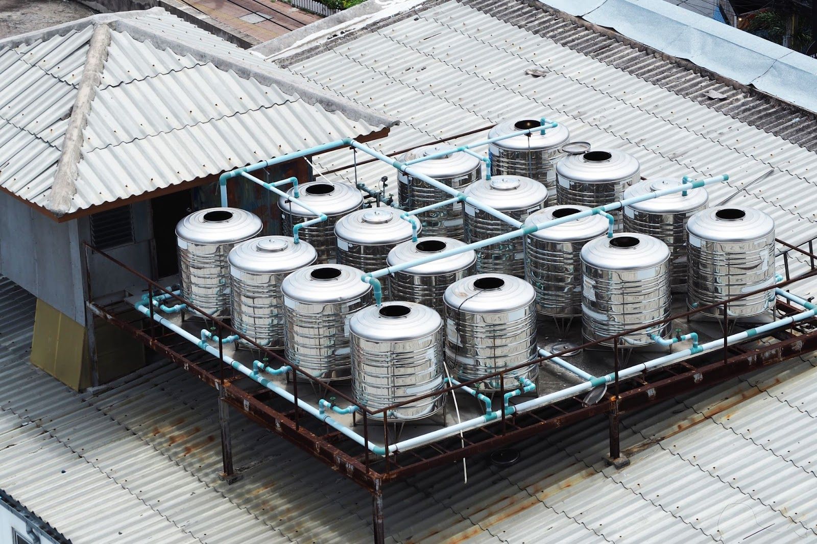6 Factors To Consider Before Buying The Perfect Storage Tank