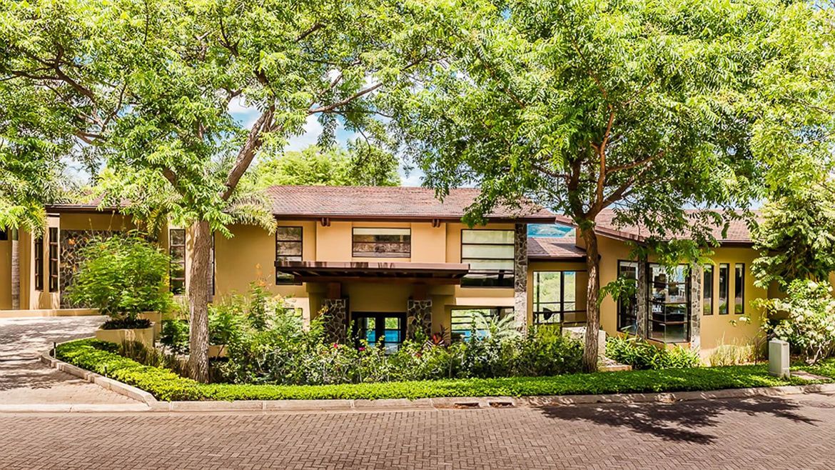 Vistamar 17 - Luxury Modern Home | SARCO Architects