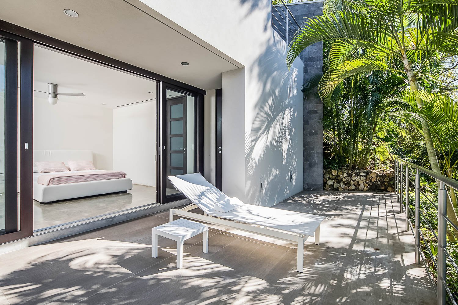 Sea La Vie - by Sarco Architects & Interior Designers