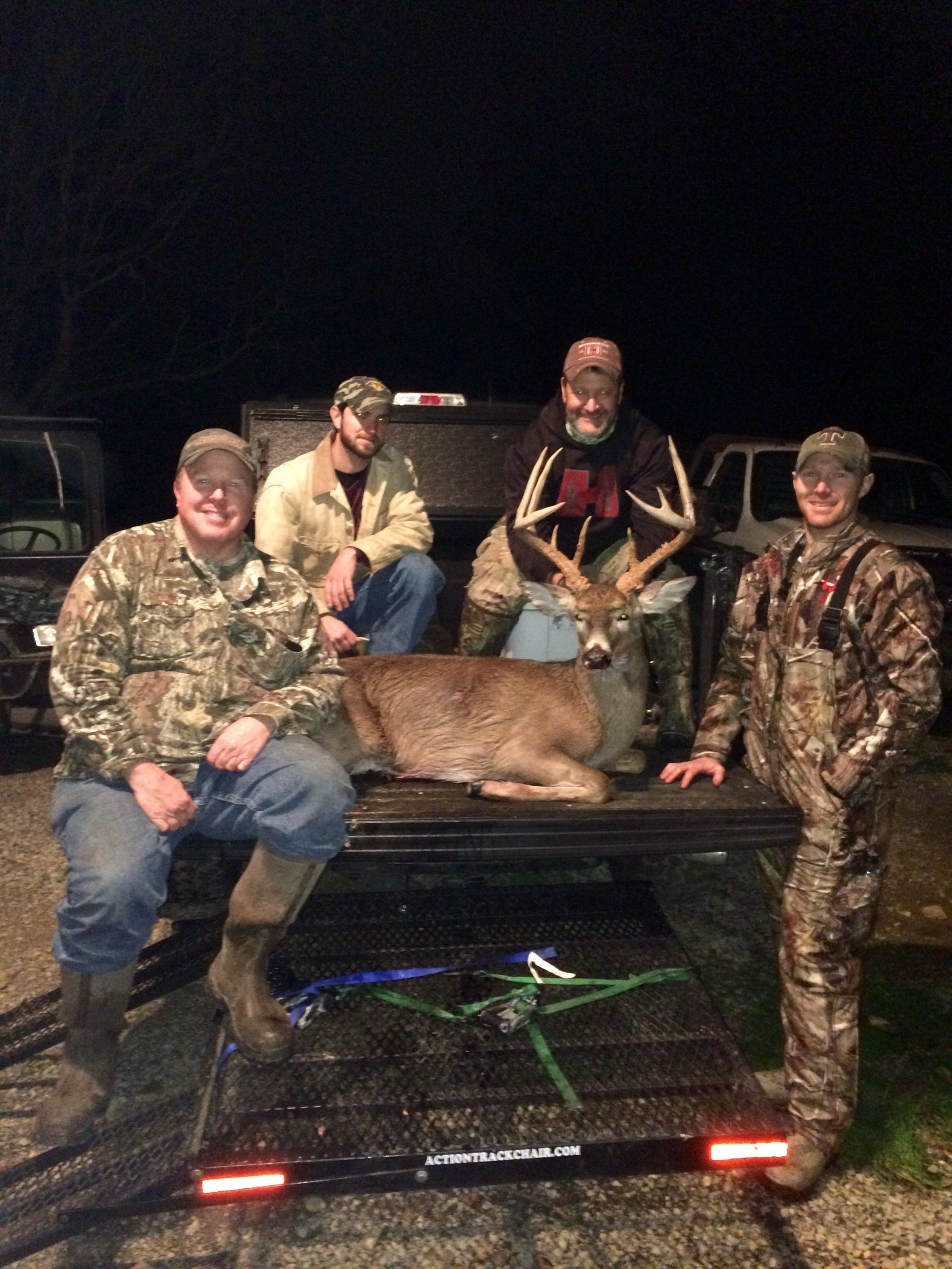 Tennesse Whitetail Deer Hunting, Whitetail Deer Hunting Outfitter