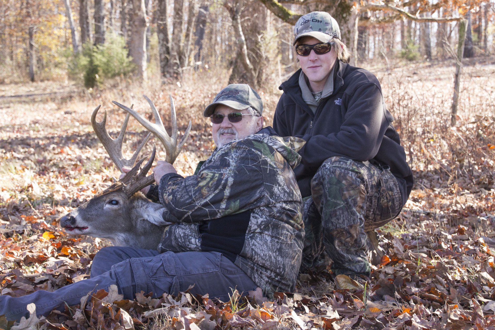 Tennesse Whitetail Deer Hunting, Whitetail Deer Hunting Outfitter