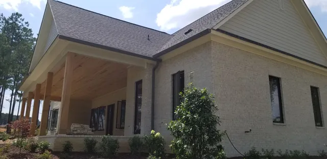 Seamless Gutter Contractor – Jackson, MS – A & W Gutters