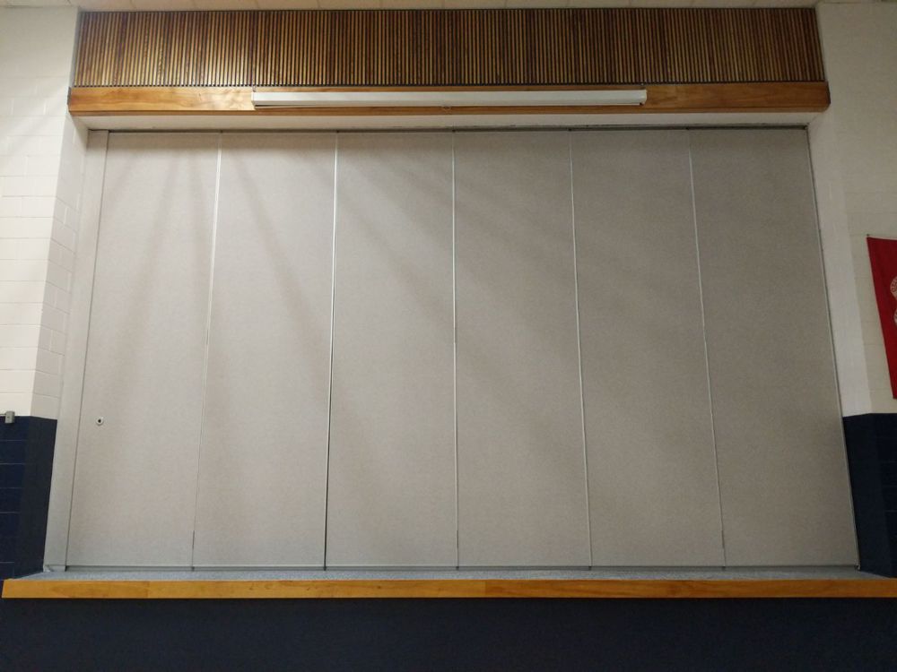 Tri-State Folding Partitions