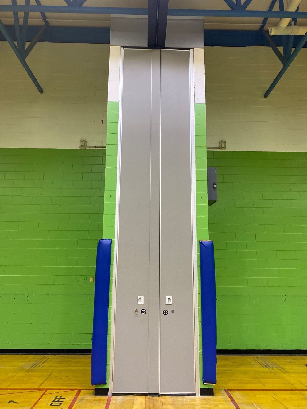 Tri-State Folding Partitions