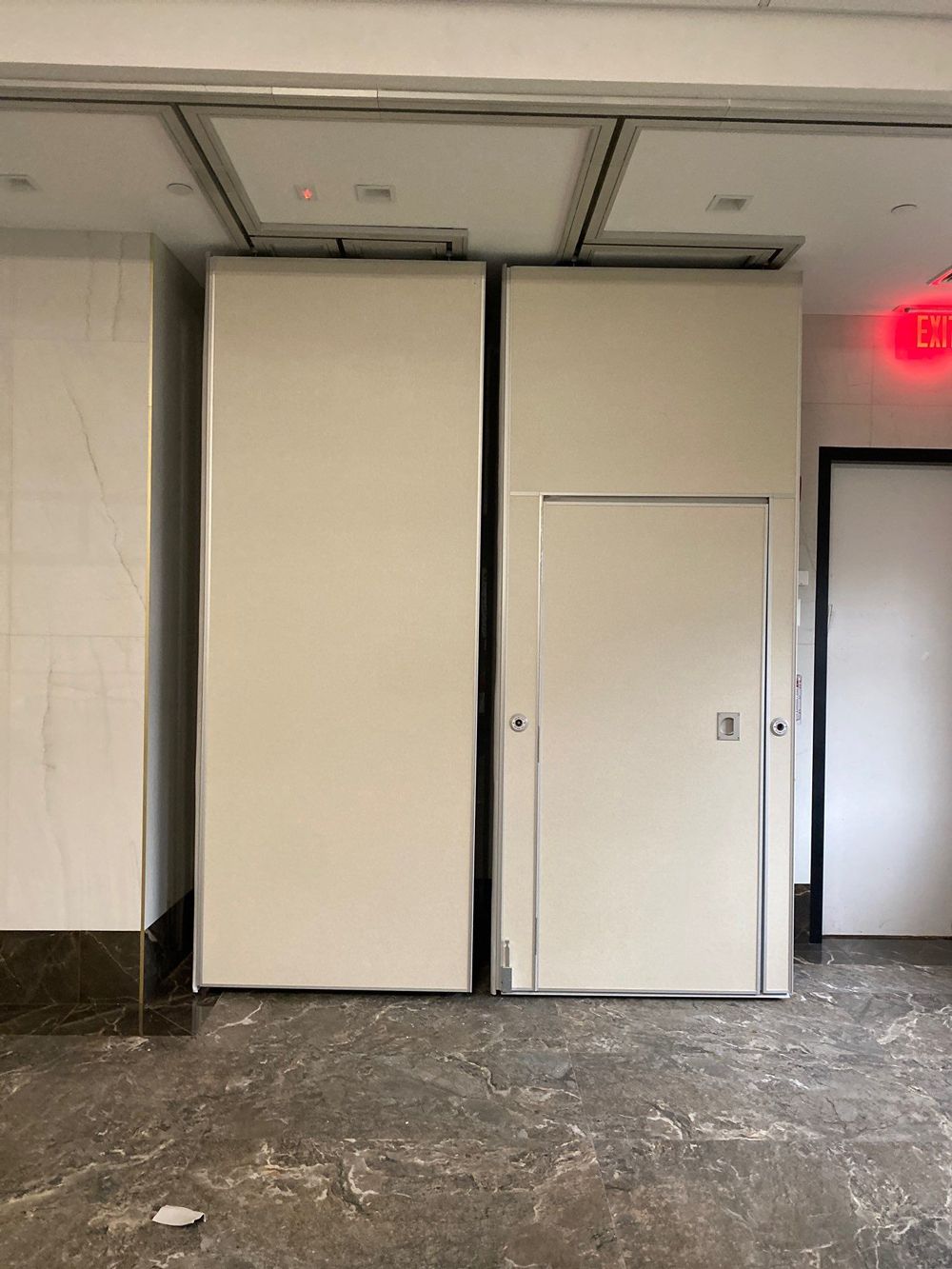 Tri-State Folding Partitions