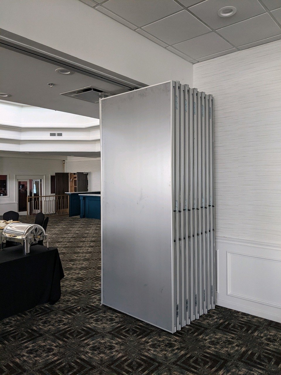 Tri-State Folding Partitions