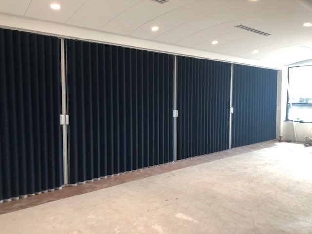 Tri-State Folding Partitions