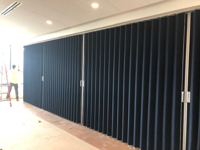 Tri-State Folding Partitions