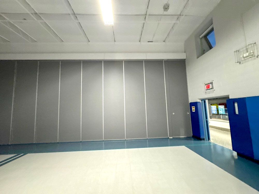 Tri-State Folding Partitions