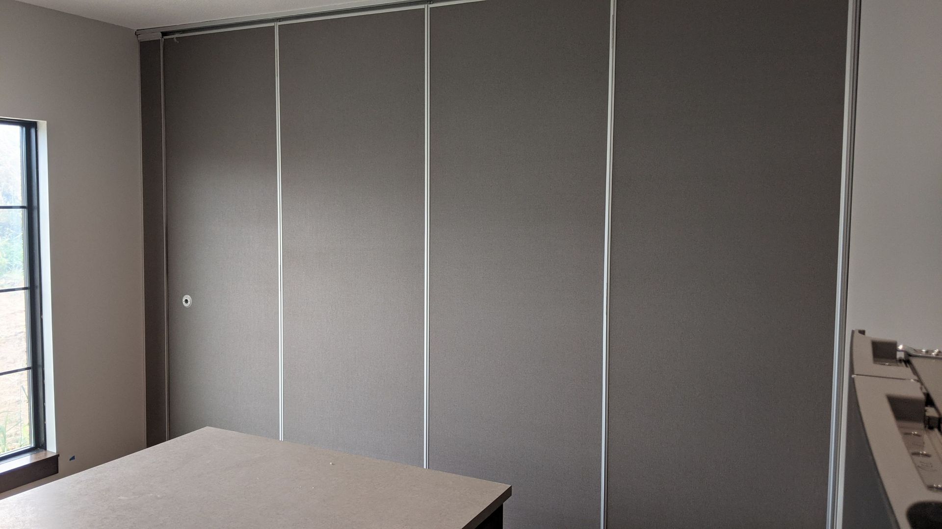 Tri-State Folding Partitions