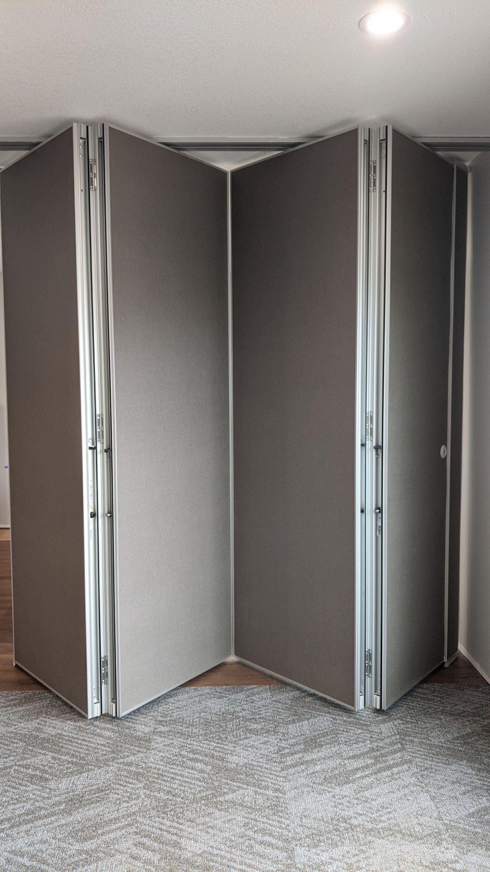 Tri-State Folding Partitions