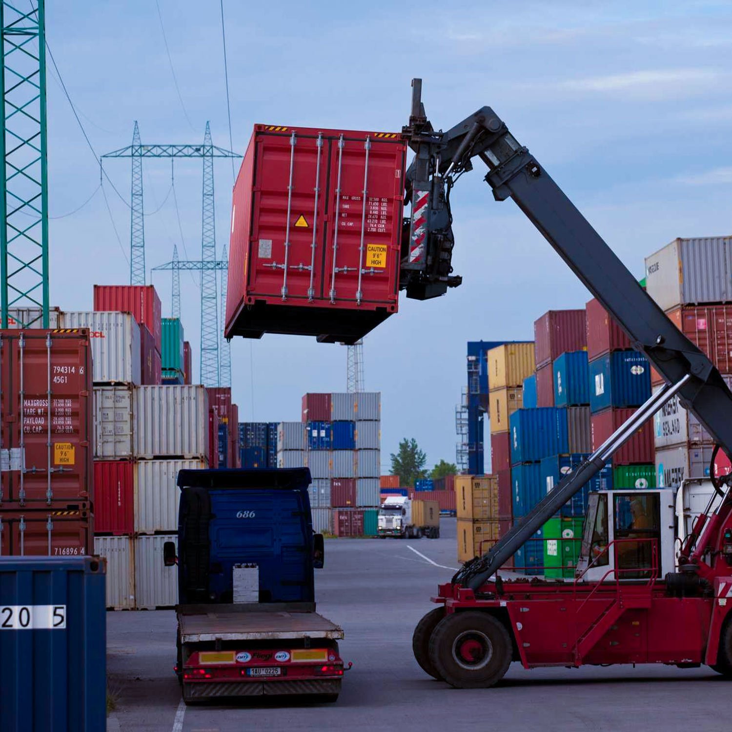 About | LPK Shipping | USA to Caribbean Shipping & Freight Forwarding