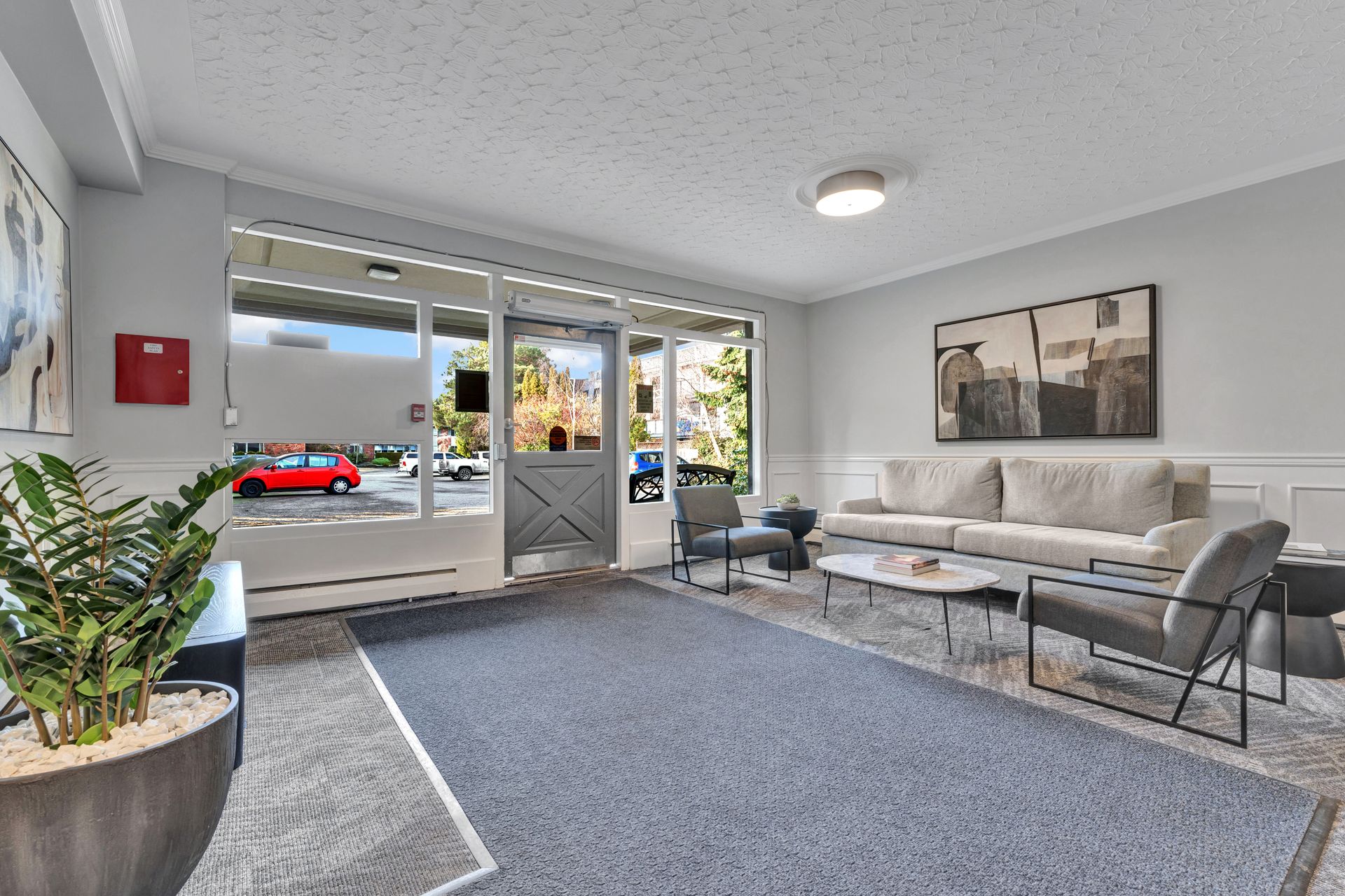 Fraser Tolmie Apartments - Gallery