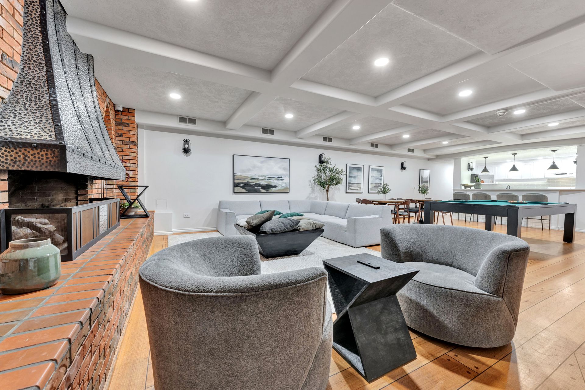 Fraser Tolmie Apartments - Gallery